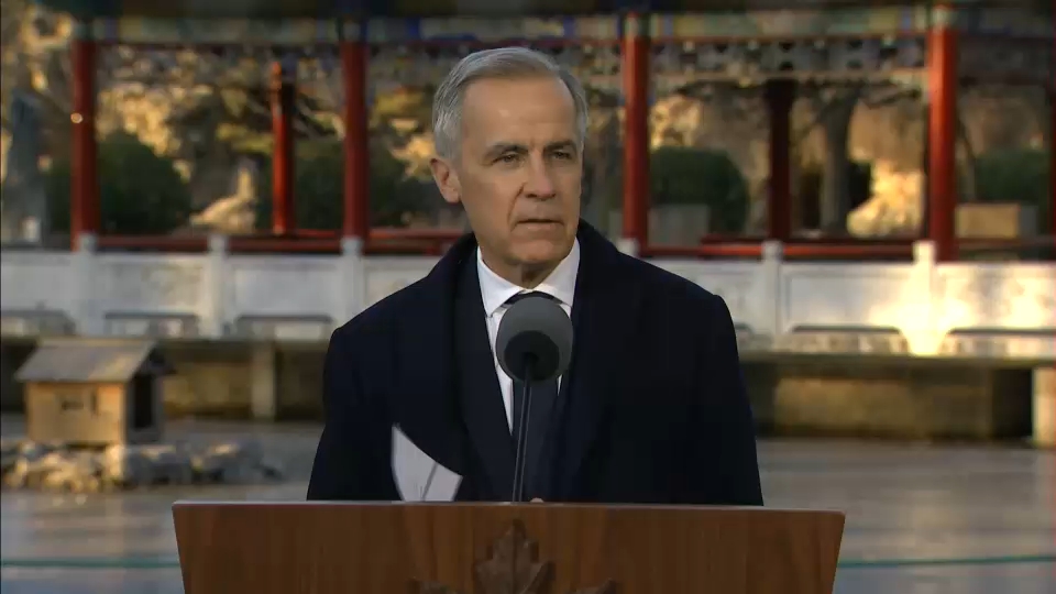 Le PM Carney s’adresse aux médias après sa rencontre avec Xi Jinping ...